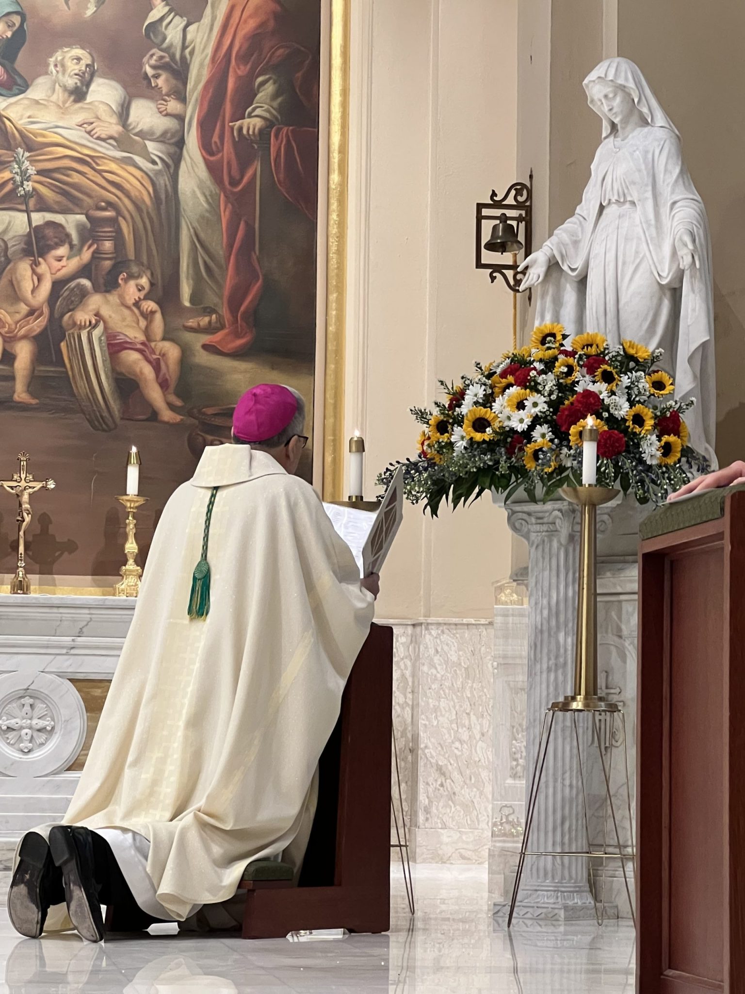 Bishop: During times of suffering and war, turn to prayer and the power ...