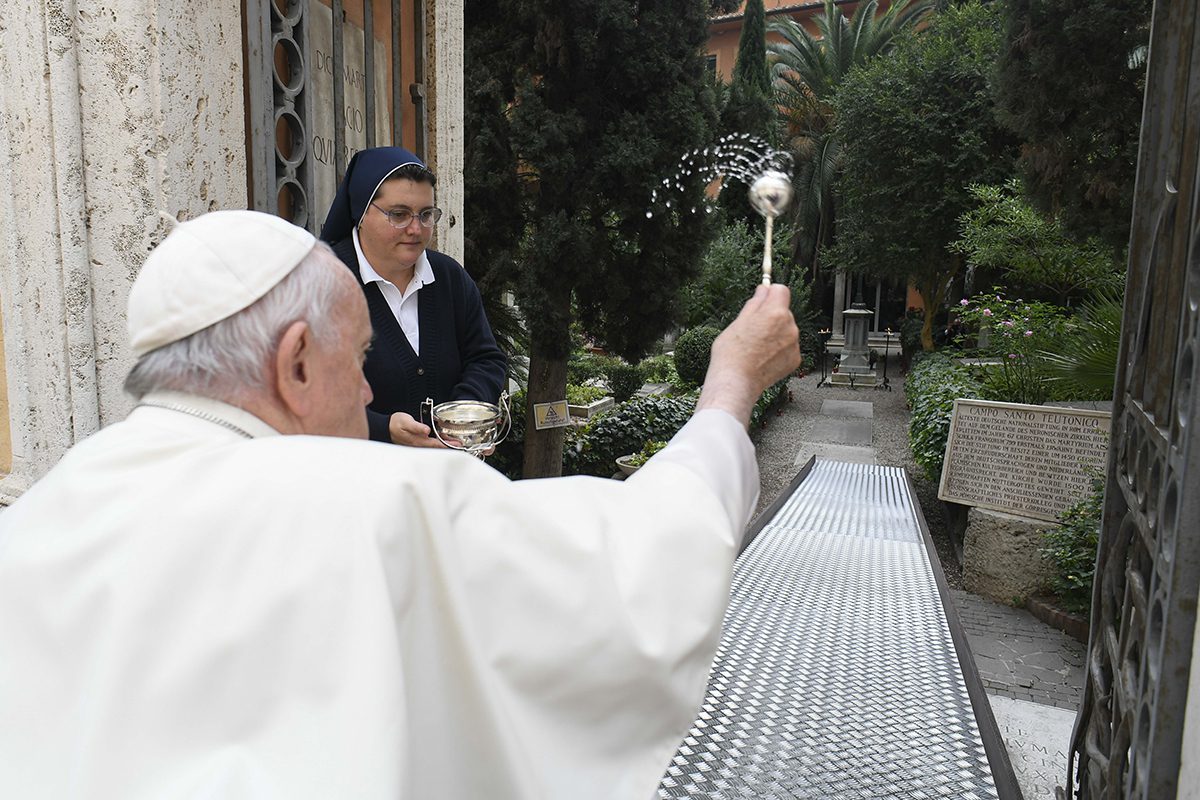 Showing love, mercy are key to entering heaven, pope says on All Souls ...