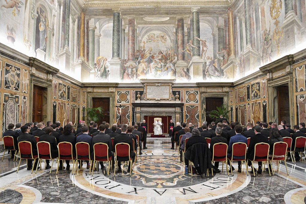 Learn from the synod, be ‘missionary disciples,’ pope tells U.S ...