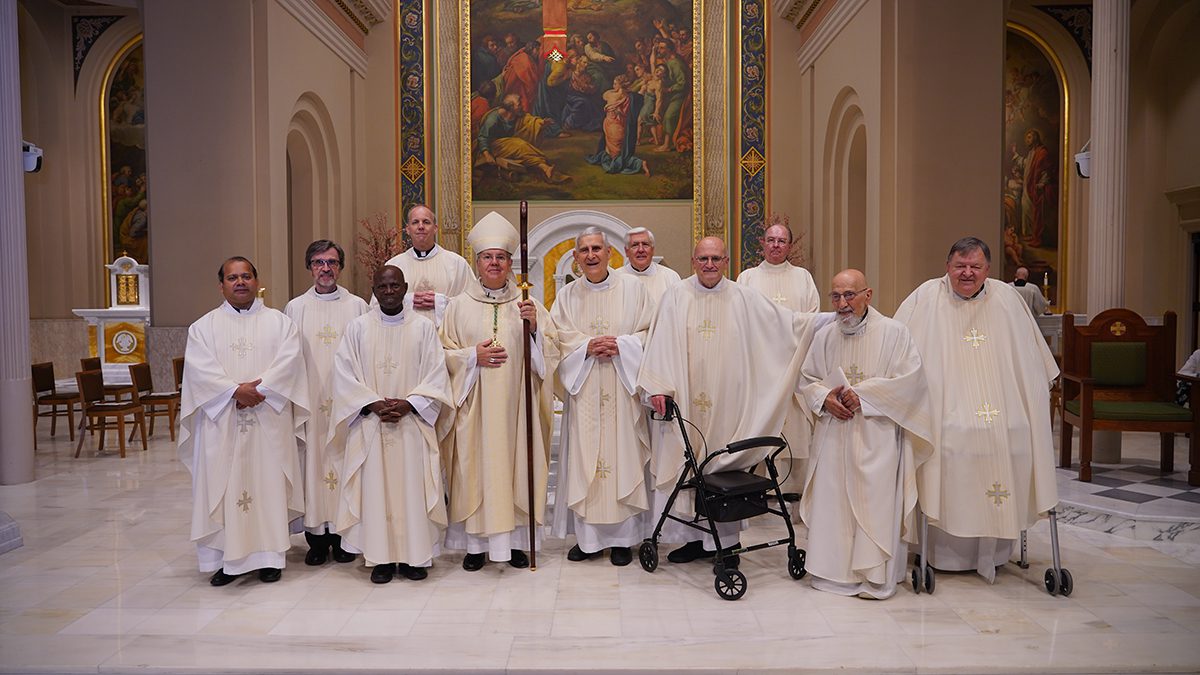 Priests, with 665 years of combined service, celebrate jubilees – Diocese of Scranton