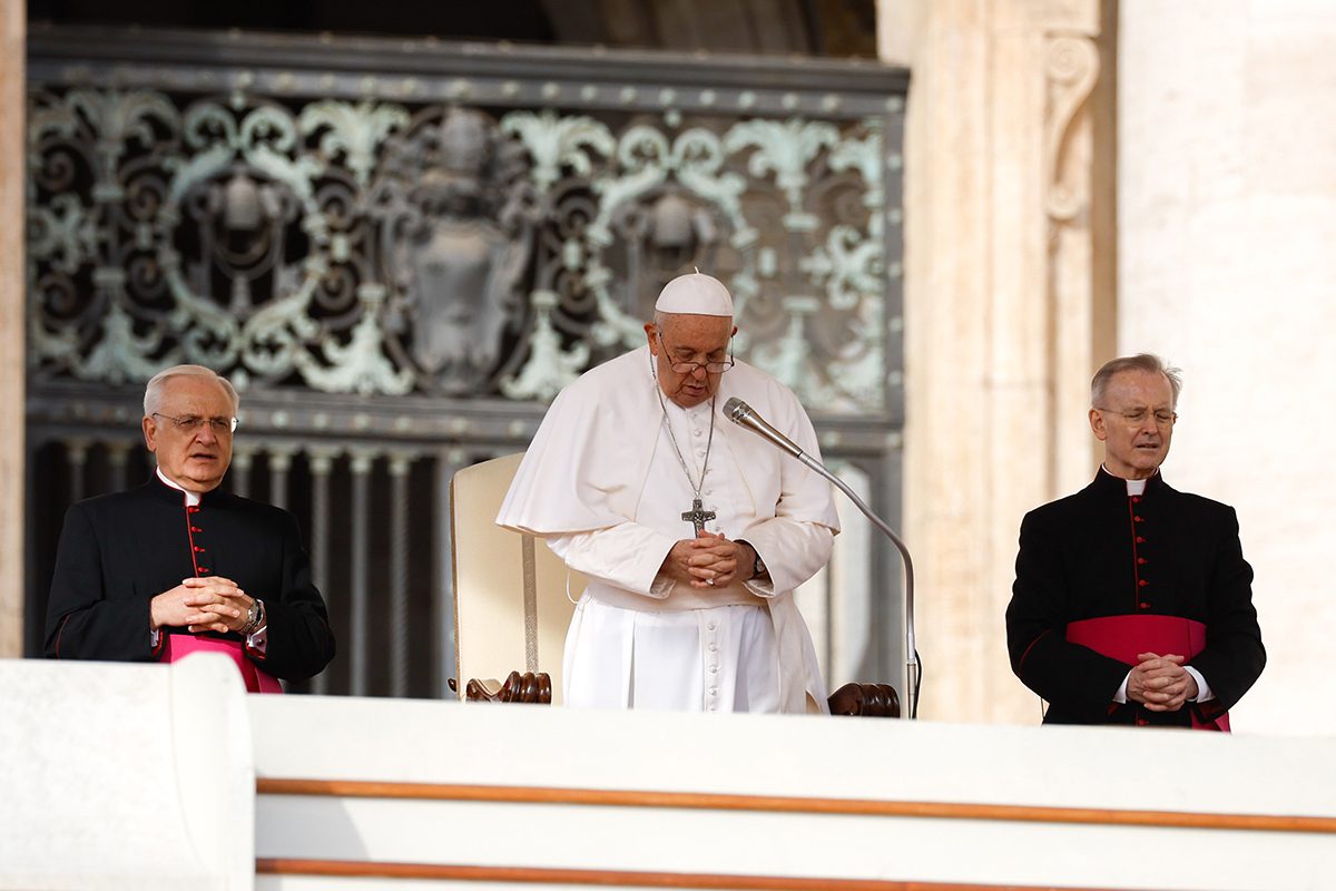 Pope calls for world day of prayer for peace as catastrophe looms in ...