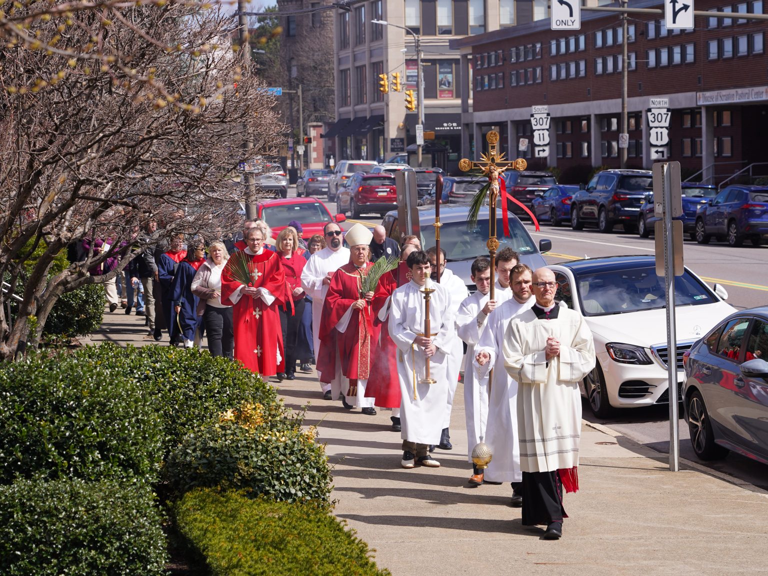 Reflect on Jesus as a ‘selfless servant,’ Bishop said as Holy Week ...
