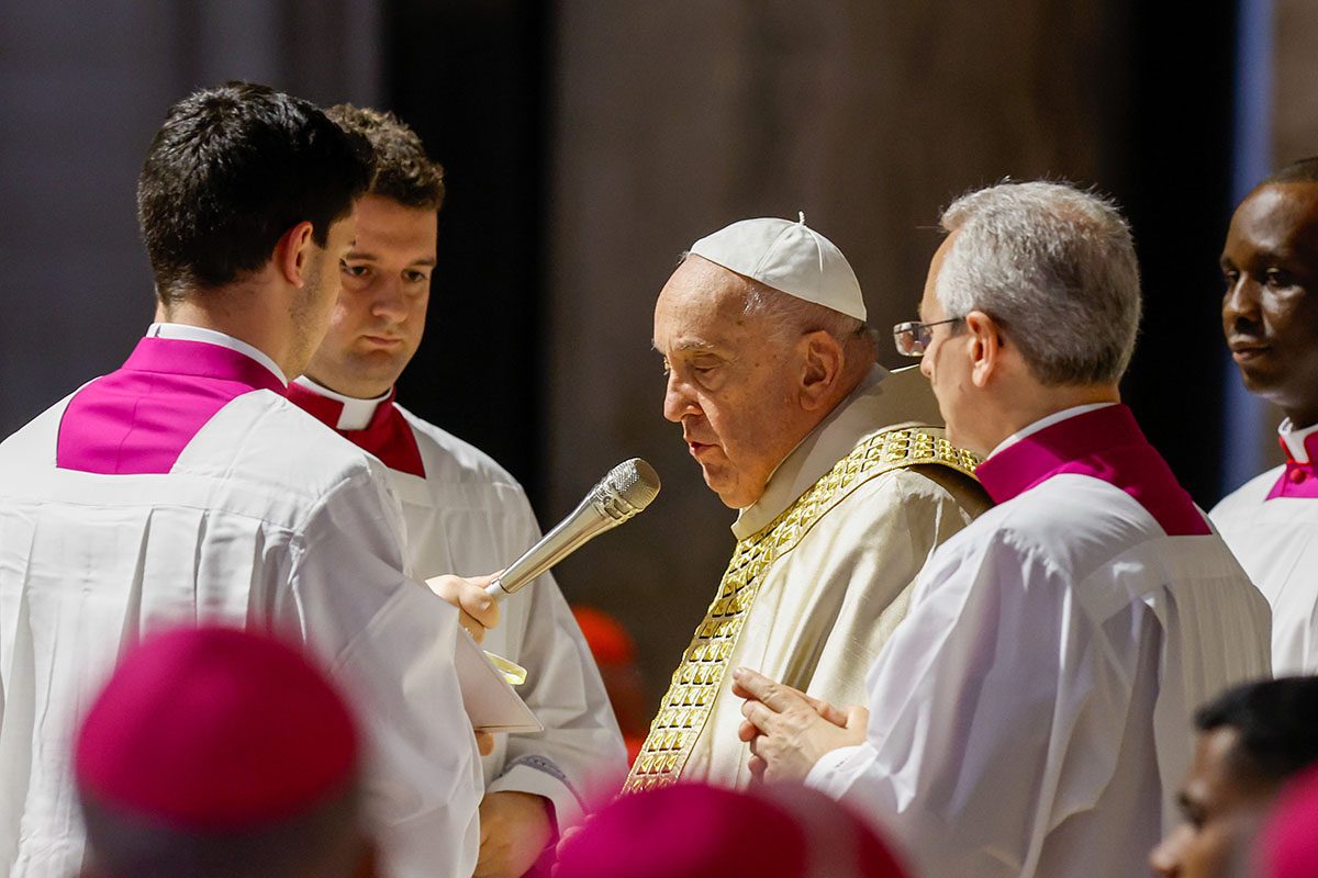 Proclaiming Holy Year, pope says it is time to strengthen and share ...