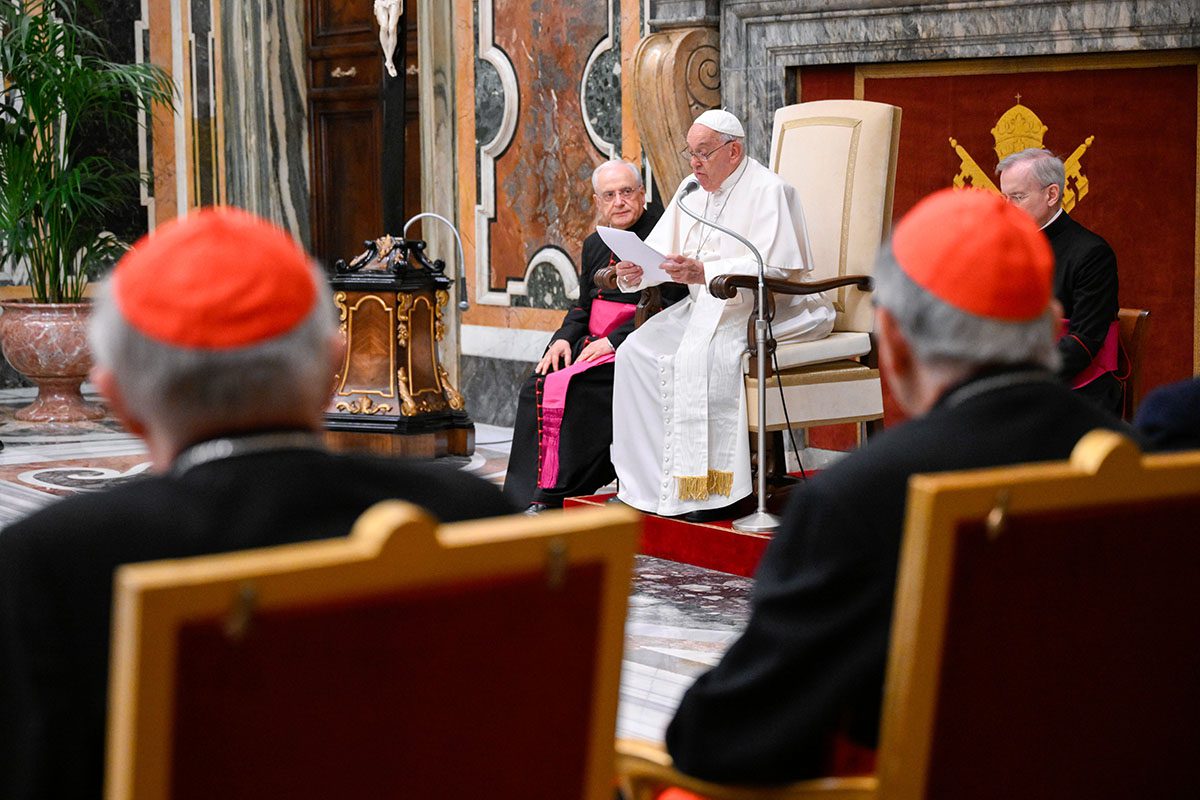 Pope thanks priests for faithful, generous dedication to their flock ...