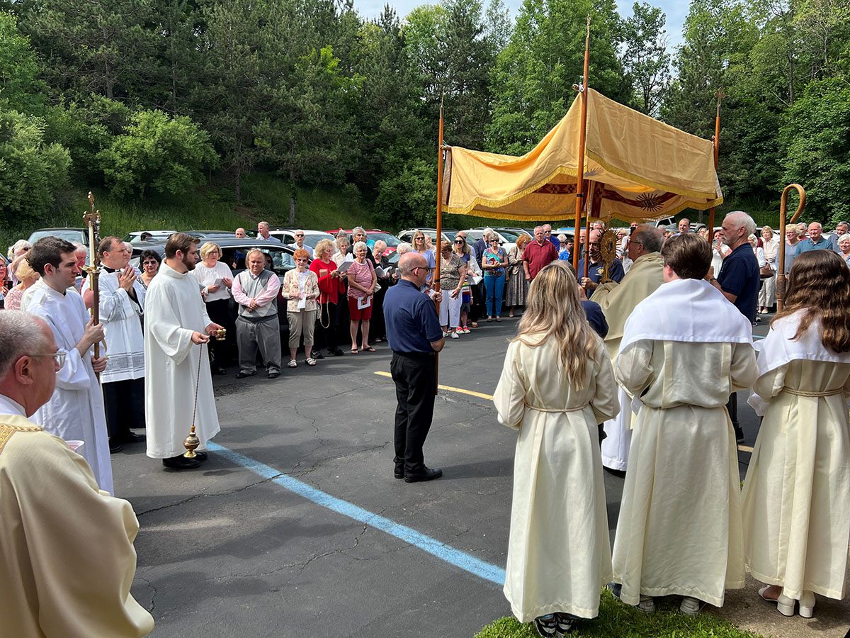 Messages of gratitude and hope shared during final Mass at Simpson ...