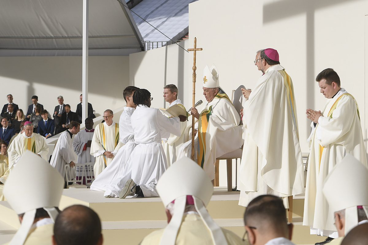 Expose evil, denounce abuse, no more coverups, pope says – Diocese of ...