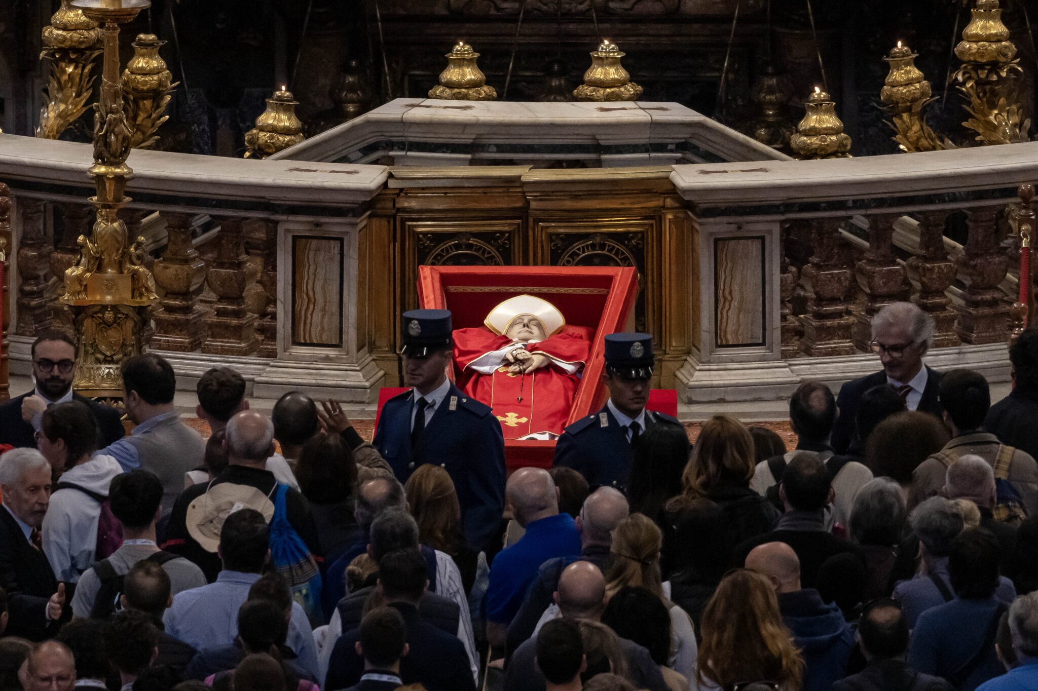 As pope’s casket is sealed, he is remembered for simplicity, humility ...