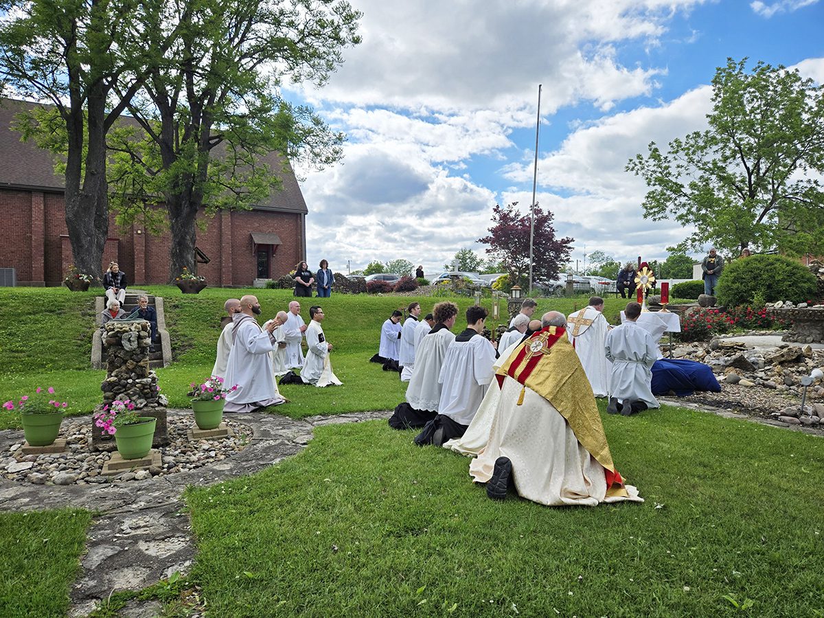 With blessings by land, air and water, 2025 Eucharistic pilgrimage gets ...