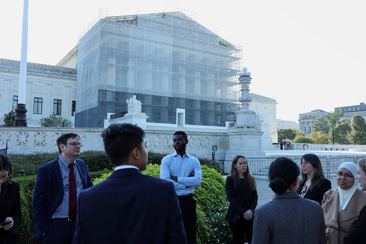 Supreme Court begins fall term amid split in public opinion on its work ...